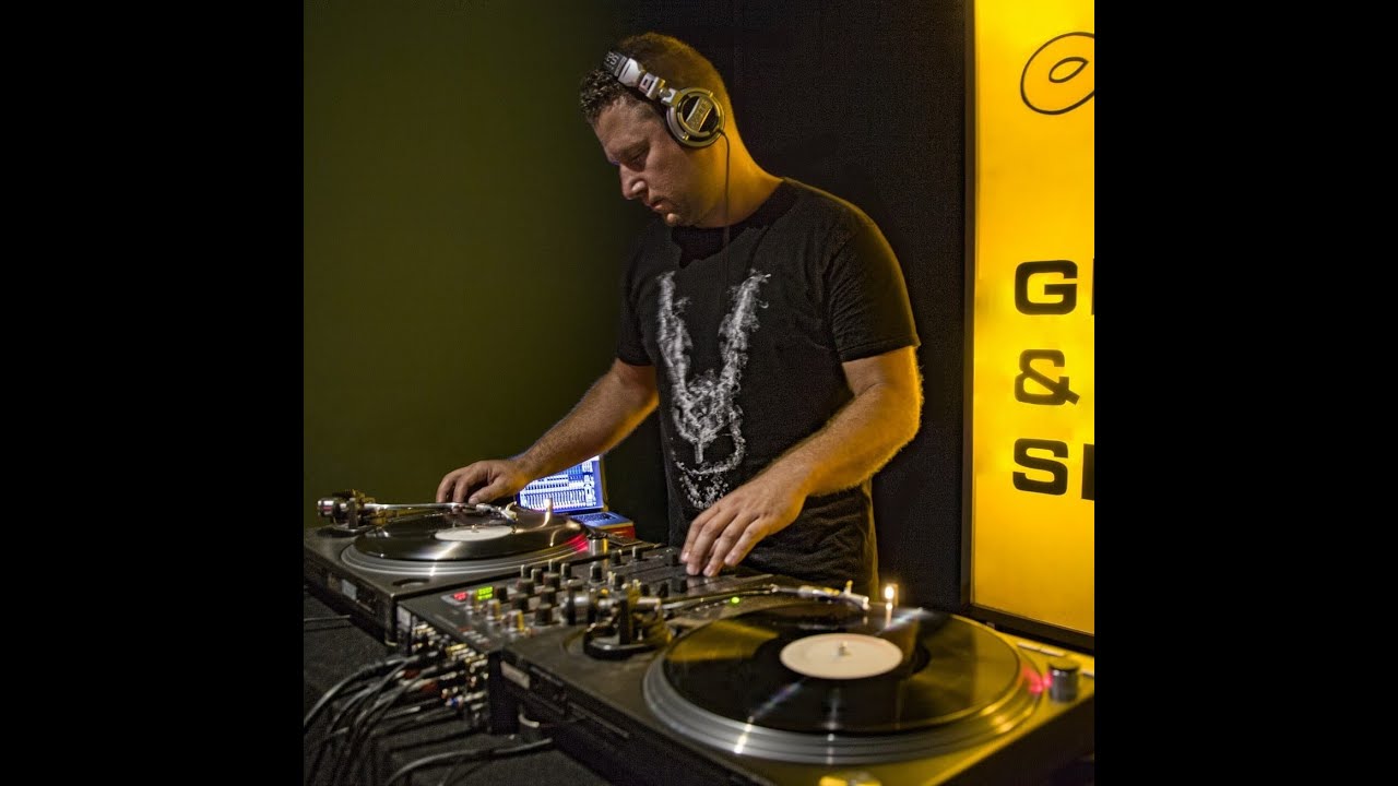 DJ Geoff Paquet Spring 2014 House Mix - YouTube