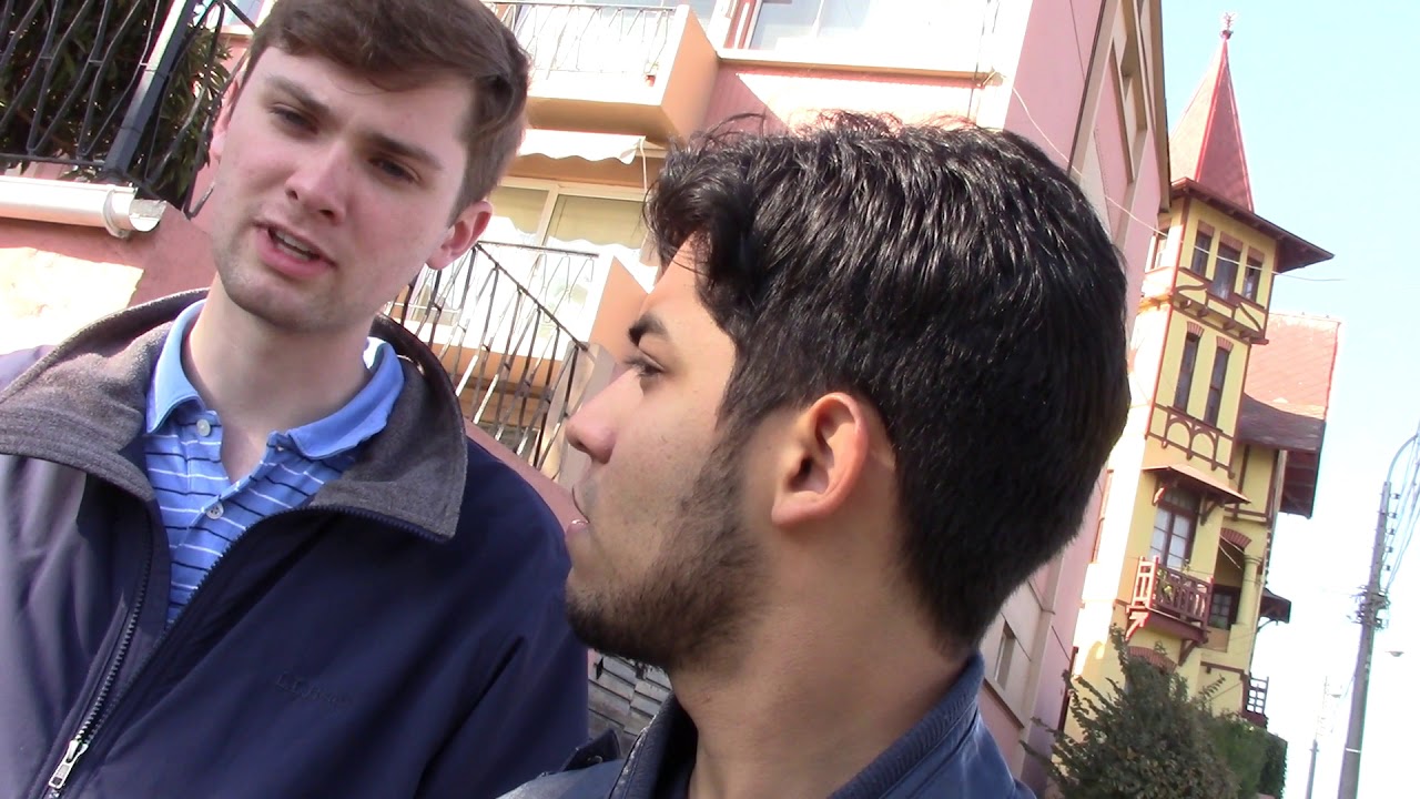 Neikel Javier with Graham on their way to the flower clock of Viña del ...