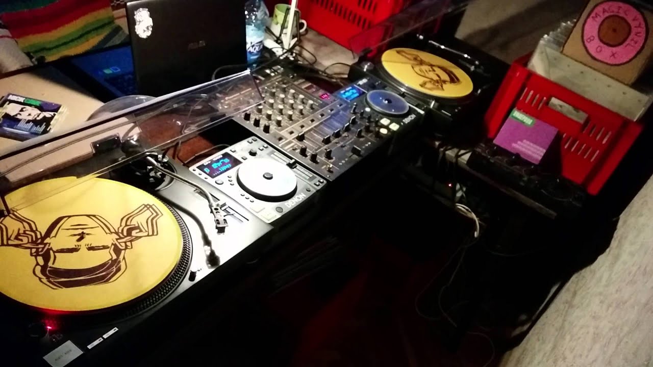 My DJ Setup 1st look - YouTube