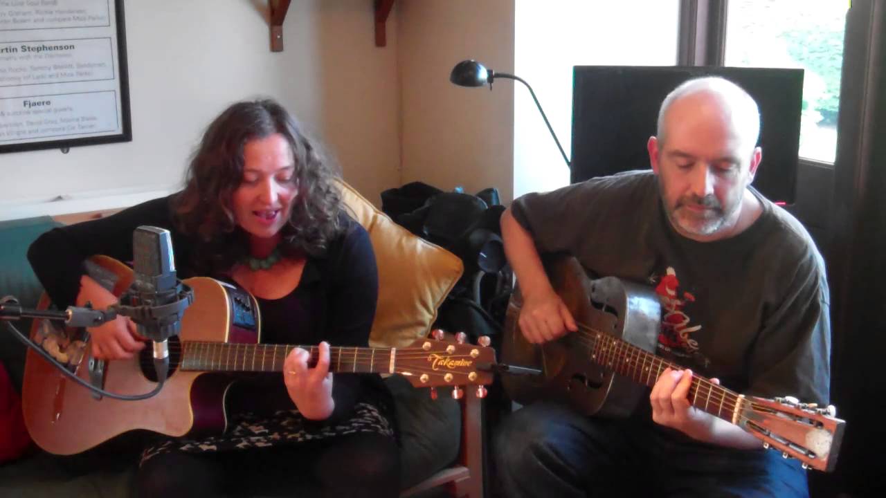 Roxanne's Song - Kath Williams and David Rotheray - YouTube