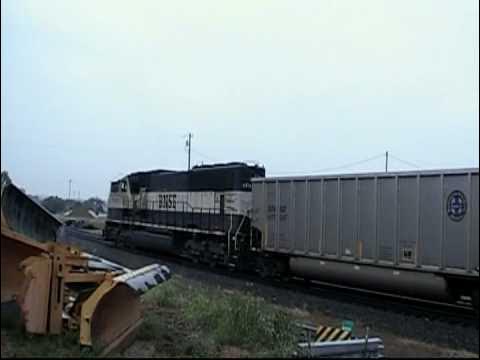 BNSF 9841 RS3L Horn! - YouTube