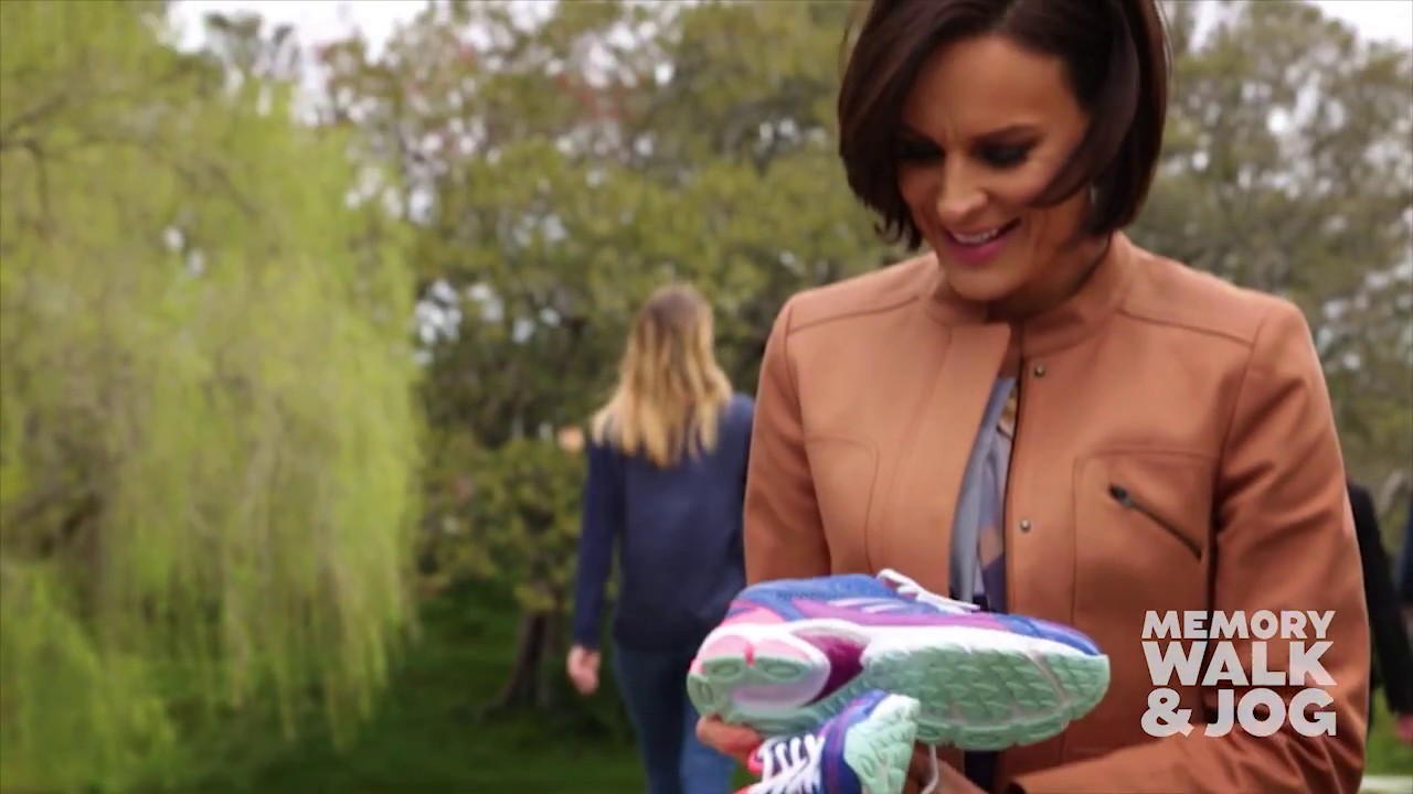 Memory Walk & Jog 2017 - YouTube