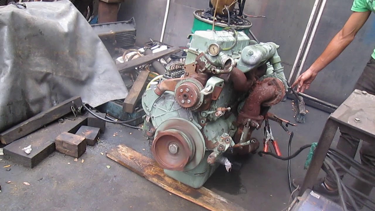 Mercedes OM366A - YouTube