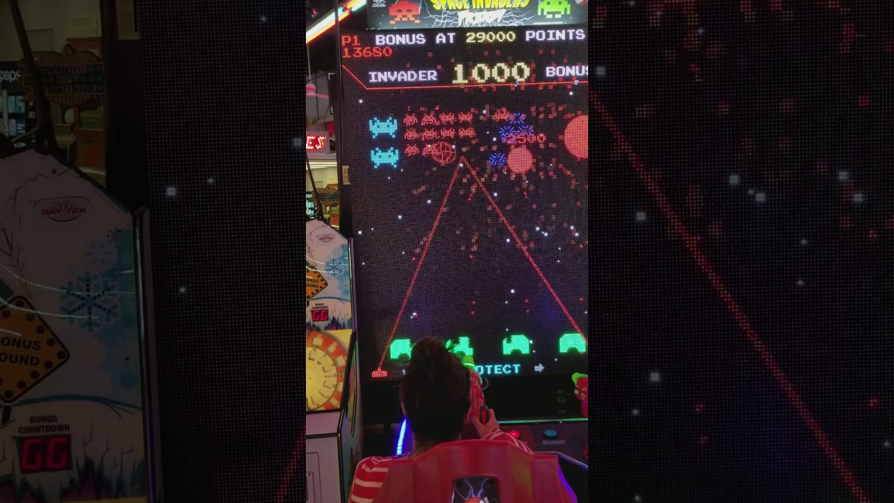 Space Invaders Frenzy Gameplay - YouTube