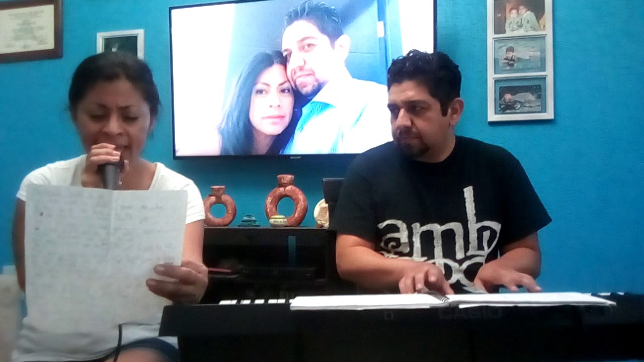 Mónica Limones y Emmanuel Carreño - "Tiempos Mejores" - Cover - YouTube