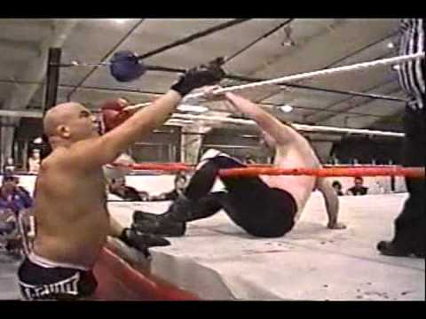 Buzz TV 100 Darkchild v Adrian Serrano NFW Merrill Wisc 2003 - YouTube