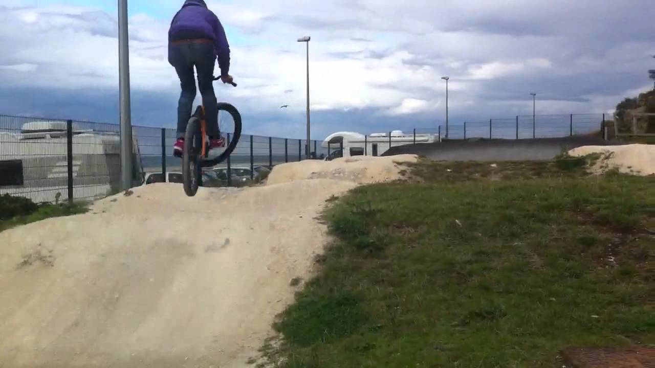Scarborough Pump Track - YouTube