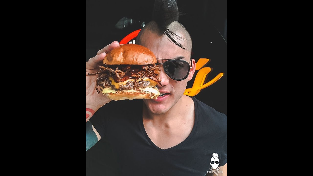 Cápsula #3 Mike vs Food - YouTube