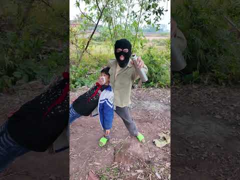 The brave little girl and the kidnapped boy #shorts