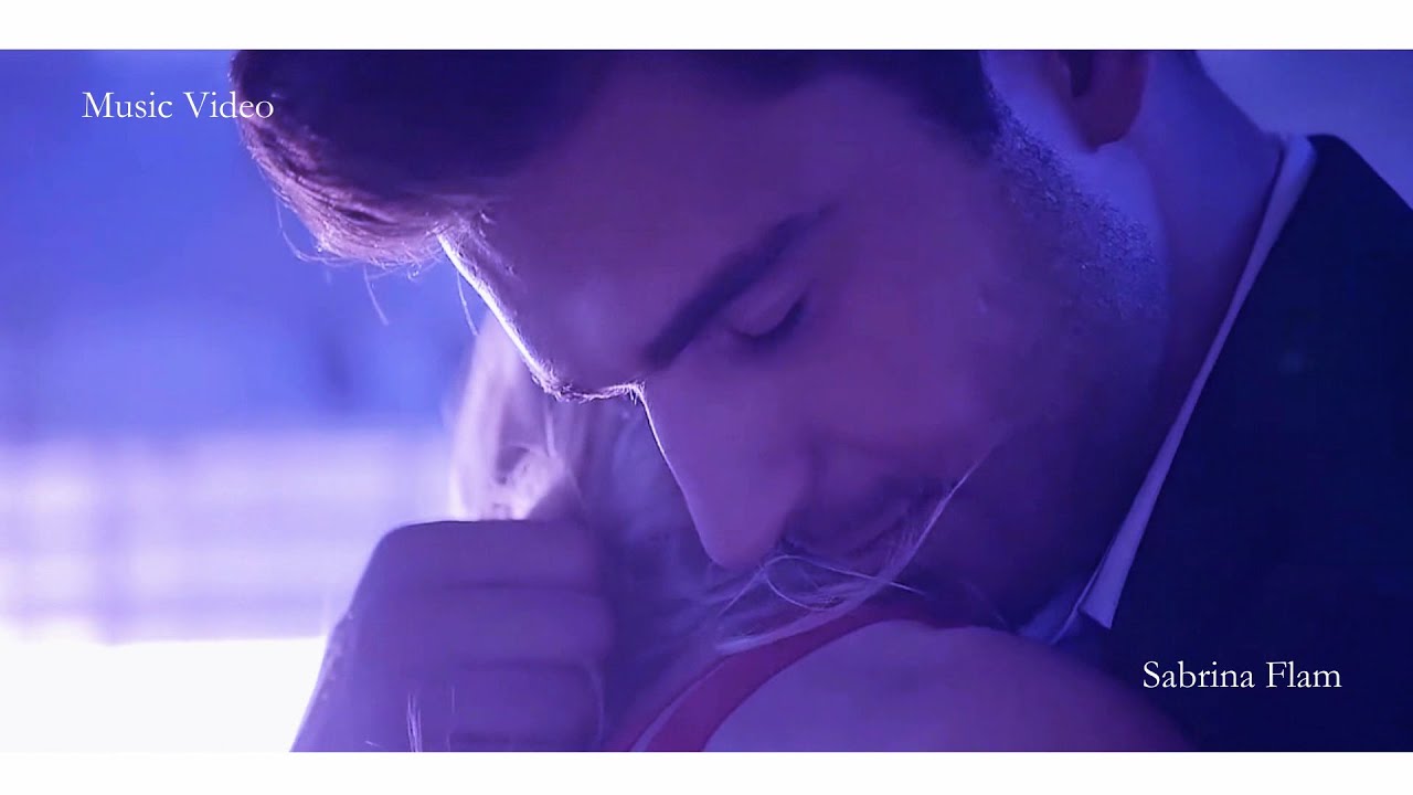 Claude Barzotti - Amami (Lyrics) - YouTube