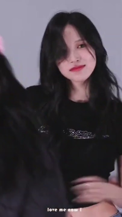 Chae Is So Lucky With This Gorgeous 😩💙 Mina Chaeyoung Michaeng Twice Kpopedit Twiceedit