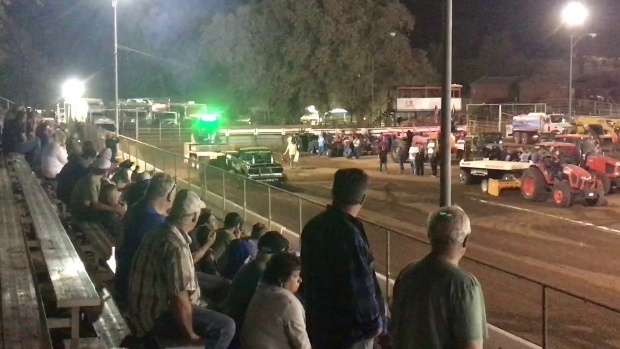 Sept. 21, 2018 Clements Truck Pulls Hooligan - YouTube