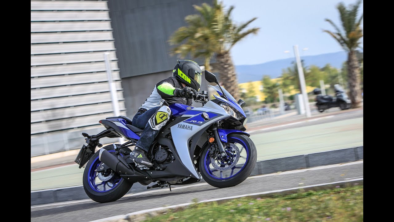 Yamaha R3 on racetrack - YouTube