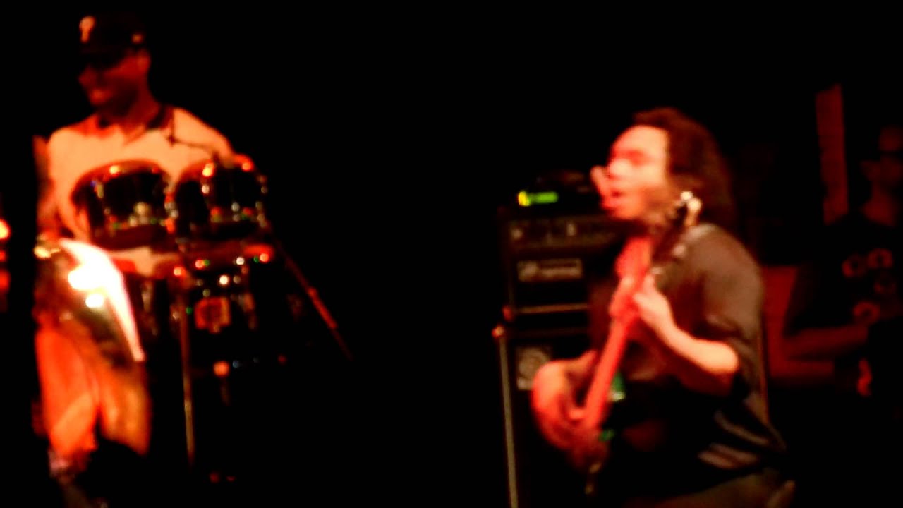 The Roots- Next Movement at House of Blues, Sunset - YouTube