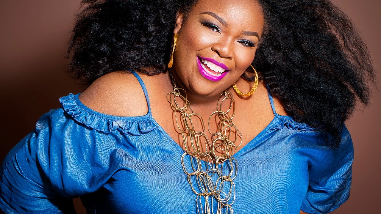 Chenese Lewis | Wiki Biography | Age | Weight |Relationships | Curvy ...