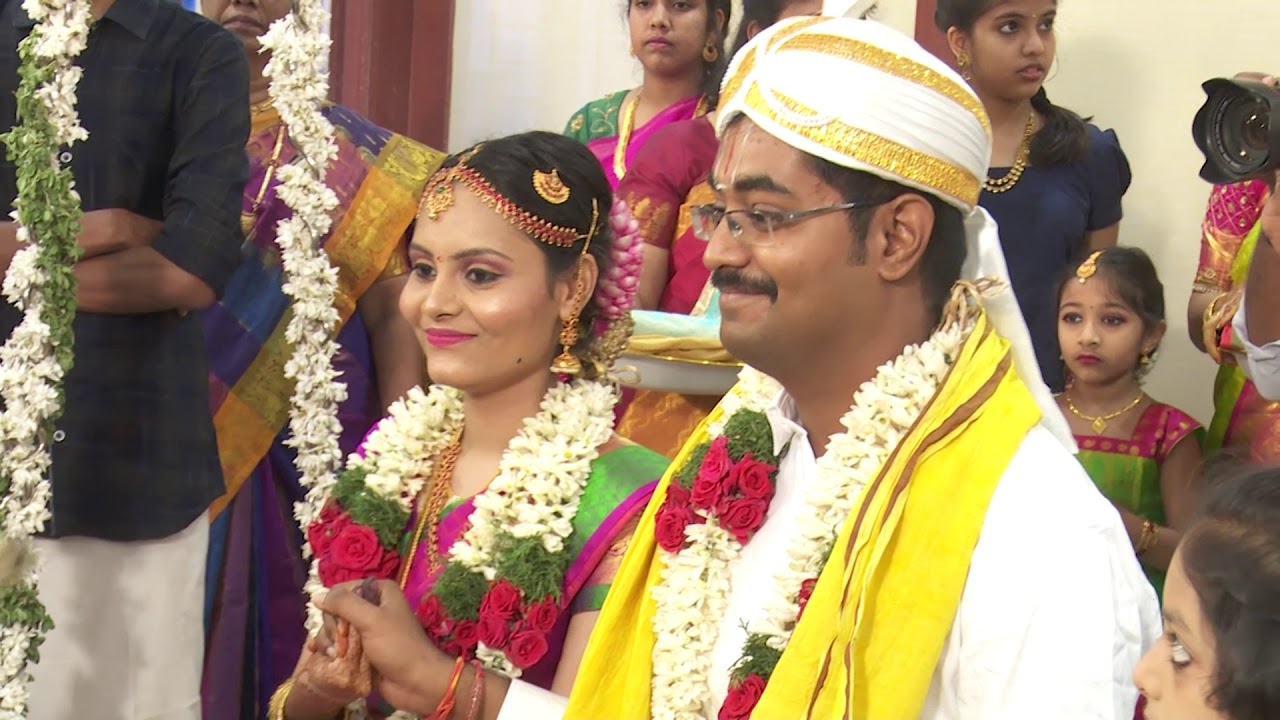 Uthra Weds Vijay Aravind Highlights - YouTube