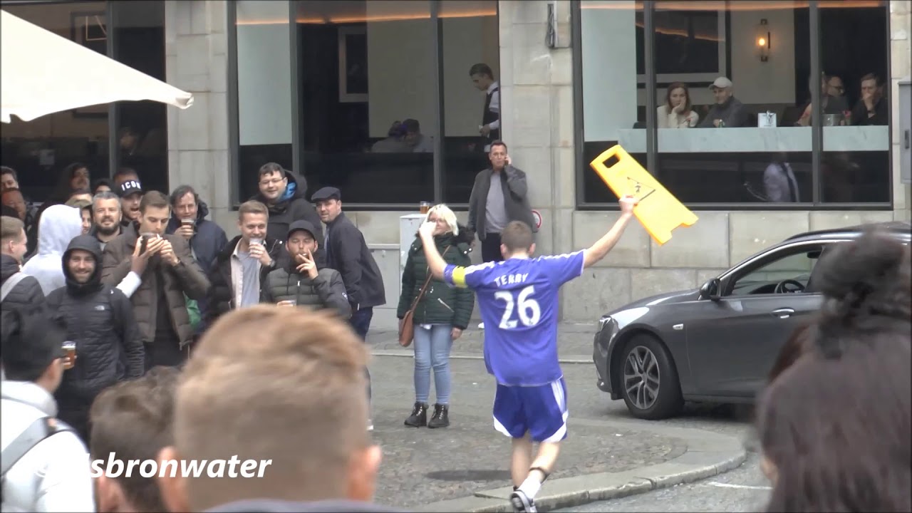 oops Chelsea fan walks past the Tottenham Fans @ the dam square ...