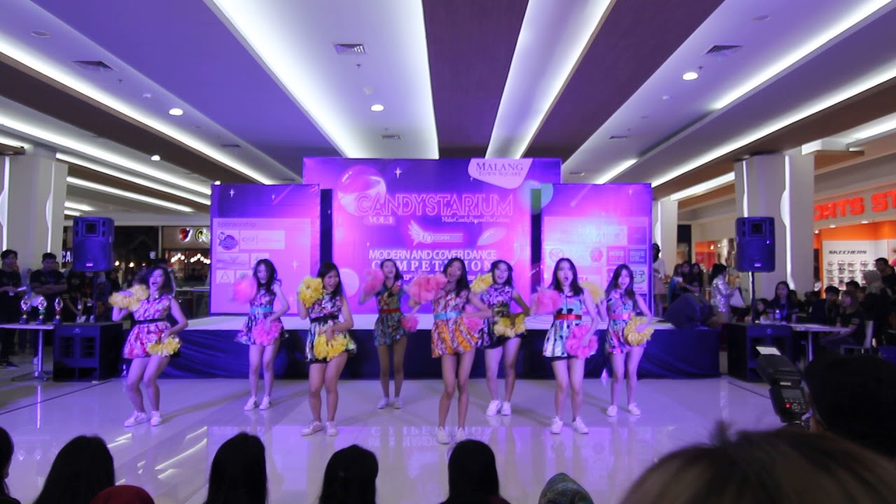 CANDYSTARIUM 2018 | Cover Dance | Sunbae | EDC-G | Malang Town Square ...