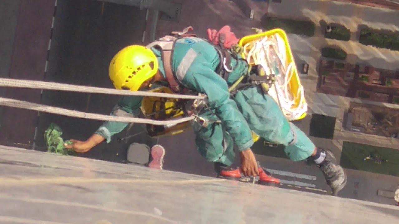 Rope Access widow glass cleaning - YouTube