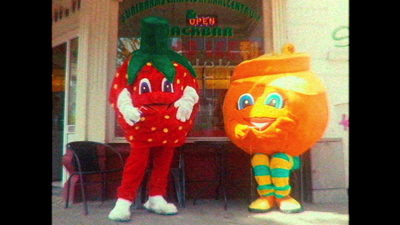 Rimer London featuring Sofie Winterson - Help Me In - YouTube