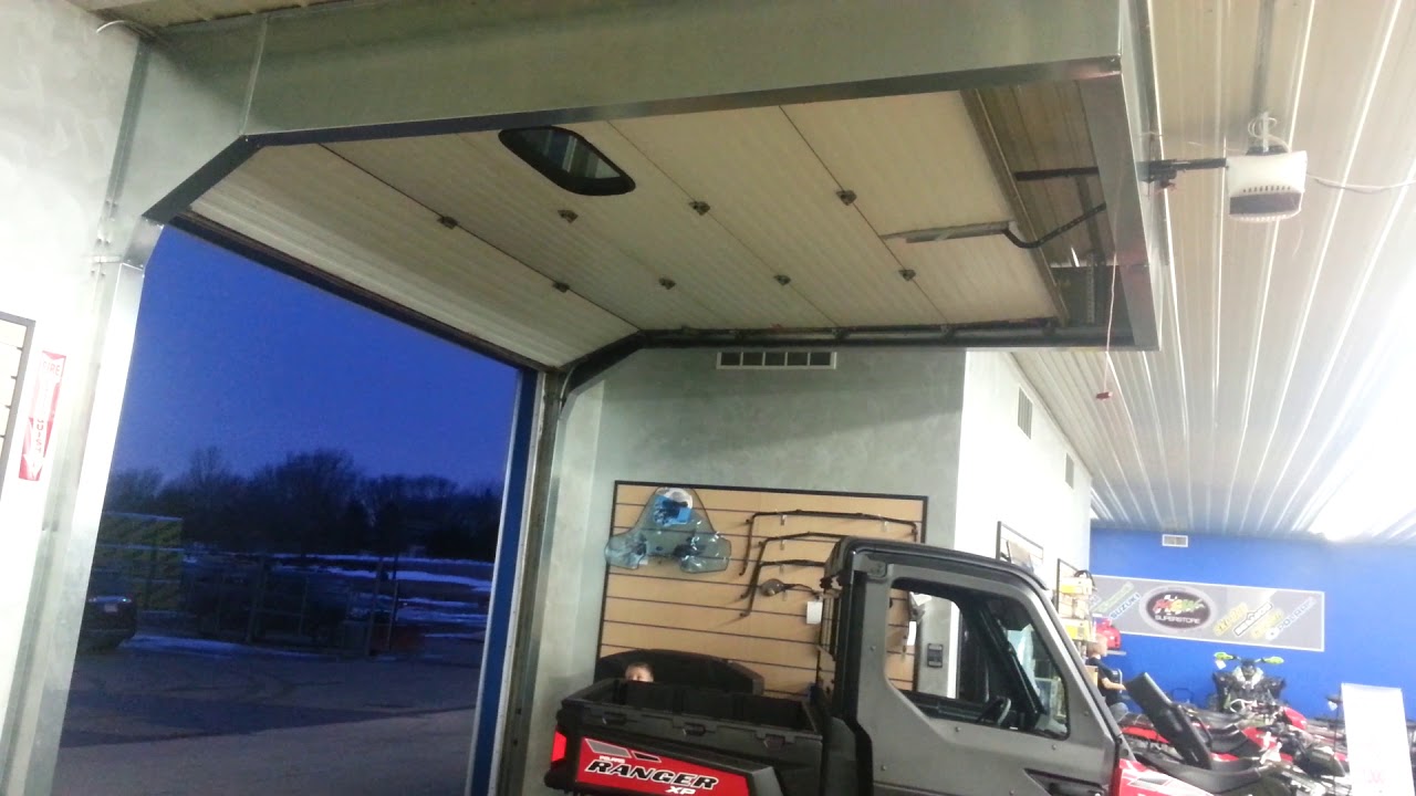 *OLD VIDEO* Chamberlain Whisper Drive HD900D on a 10' Commercial ...