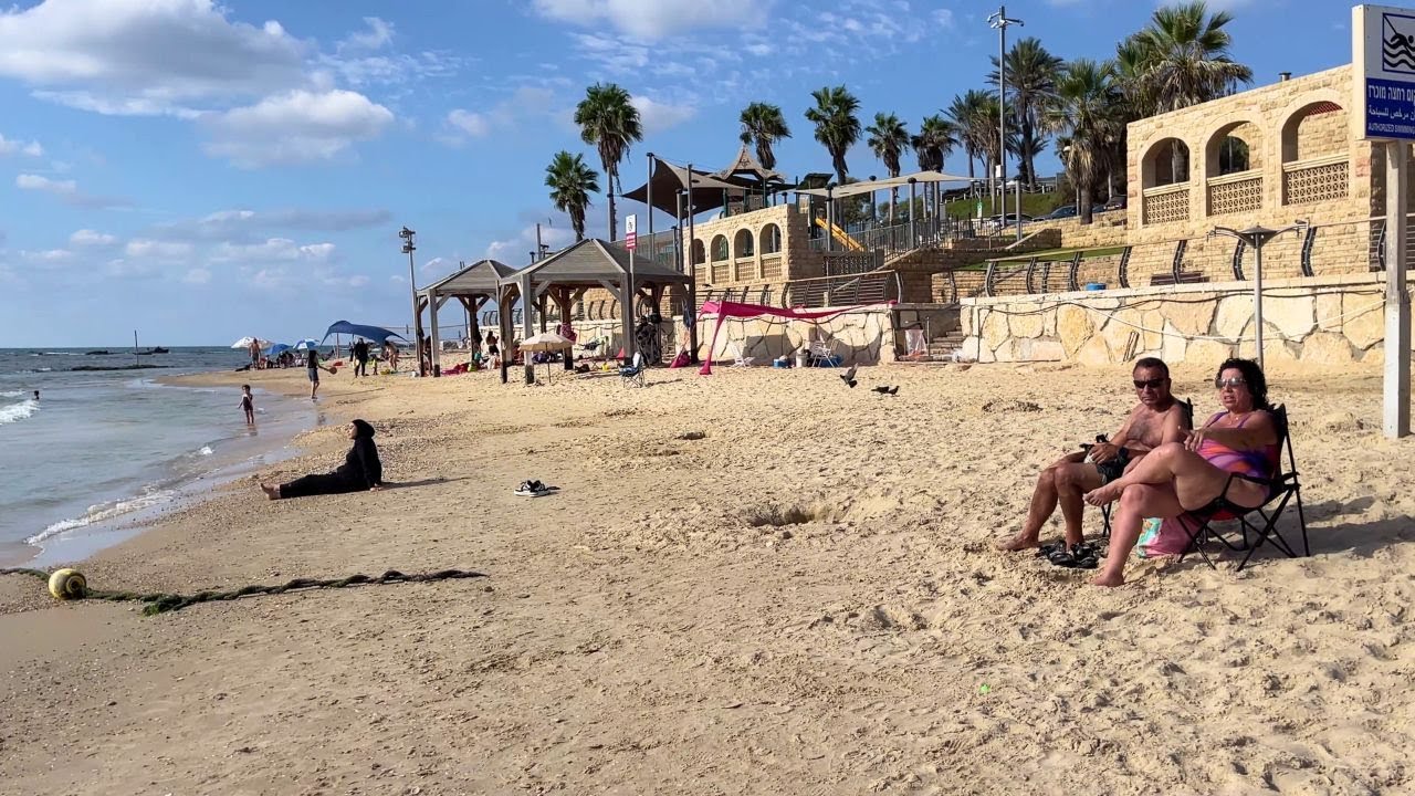🌞 Discover the Best Beach Walk for Relaxation. - YouTube
