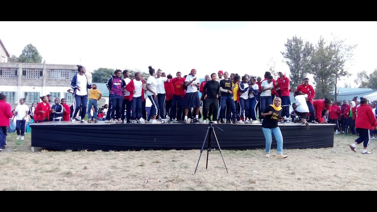 JUDGING AT ST ANNE'S HIGH SCHOOL CULTURAL DAY IT WAS AN HONOUR #Miss ...