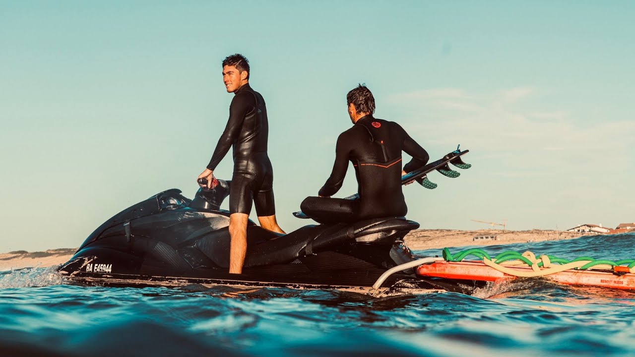 Jet ski step offs in Hossegor France - YouTube