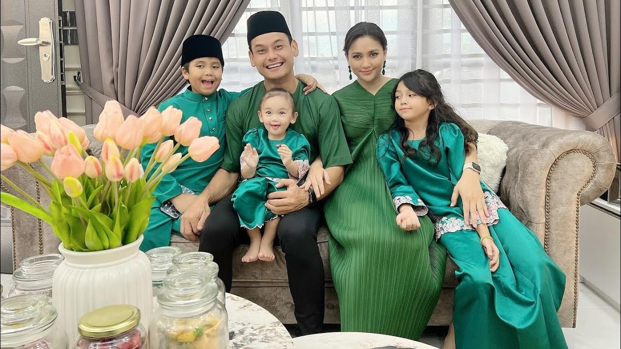 Fasha Sandha || Bermaafan Sesama Keluarga Di Hari Raya - YouTube