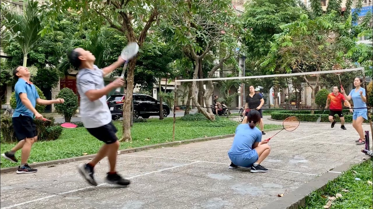 Play badminton outdoor 23 December 2023 | No copyright - YouTube
