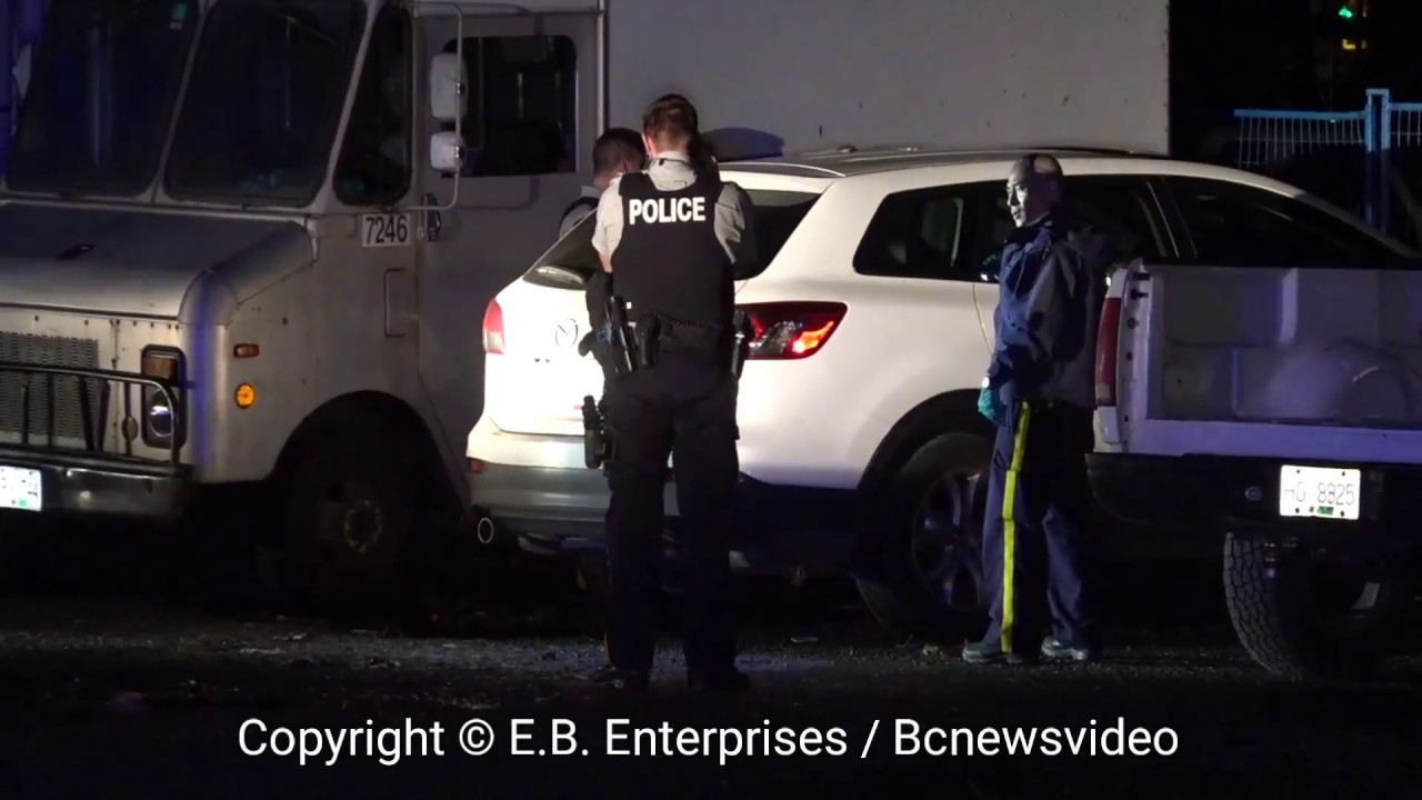 RCMP & Air-One Police pursuit erratic driver in Coquitlam - YouTube