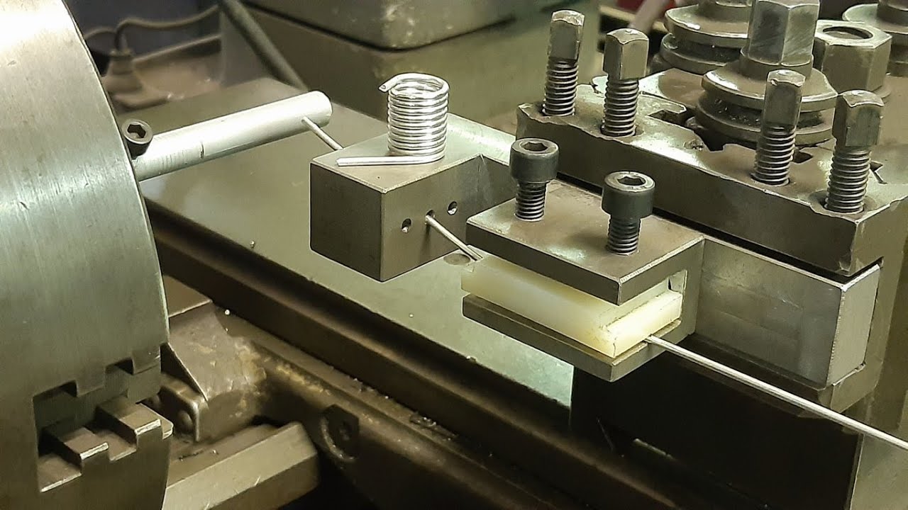 Amazing tool to make springs - Straordinario accessorio per fare molle ...