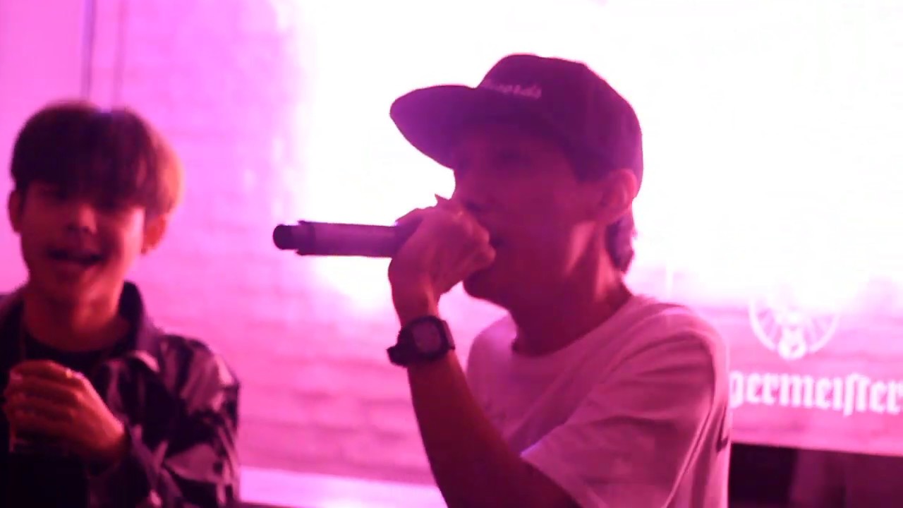 P9d - จินตนาการ (The Real) Live - YouTube