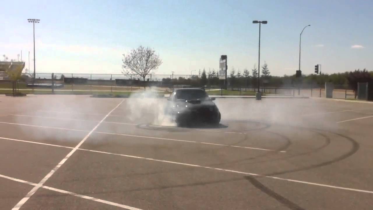 Subaru STI AWD Donuts - YouTube