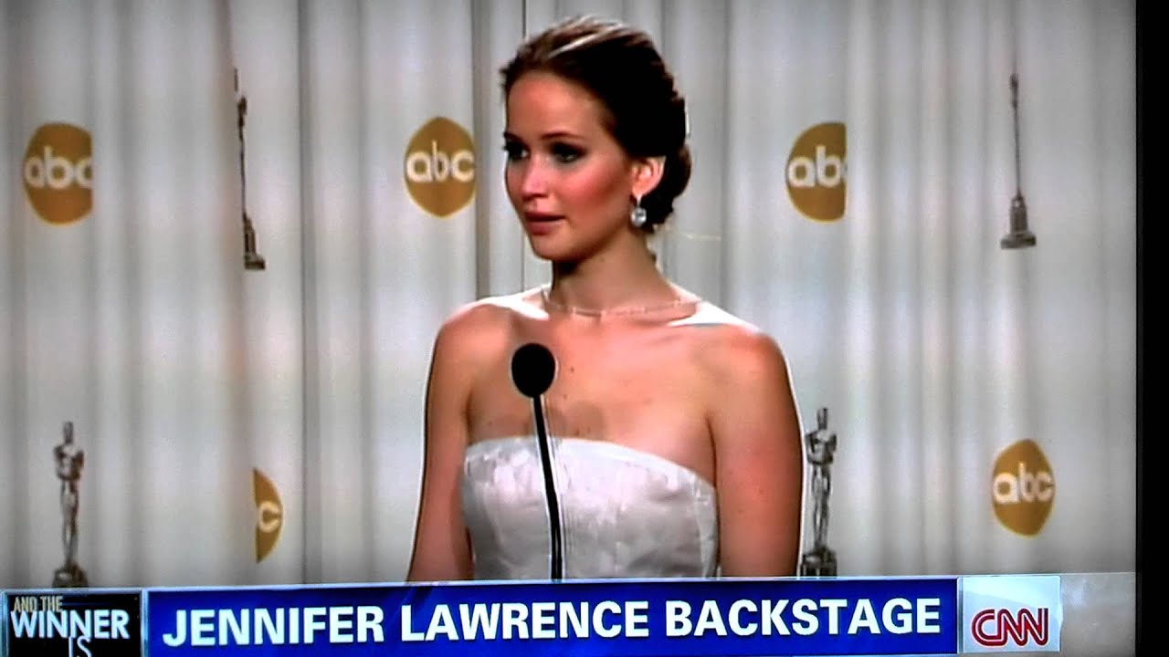 Jennifer Lawrence Hilarious & Charming Oscars Backstage Interview - YouTube