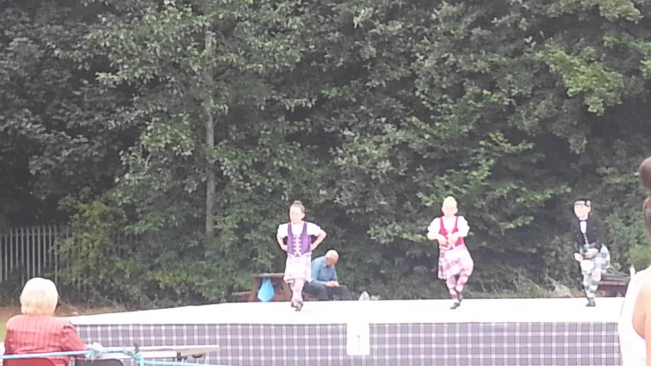 Highland dancing, Corby highland gathering. - YouTube