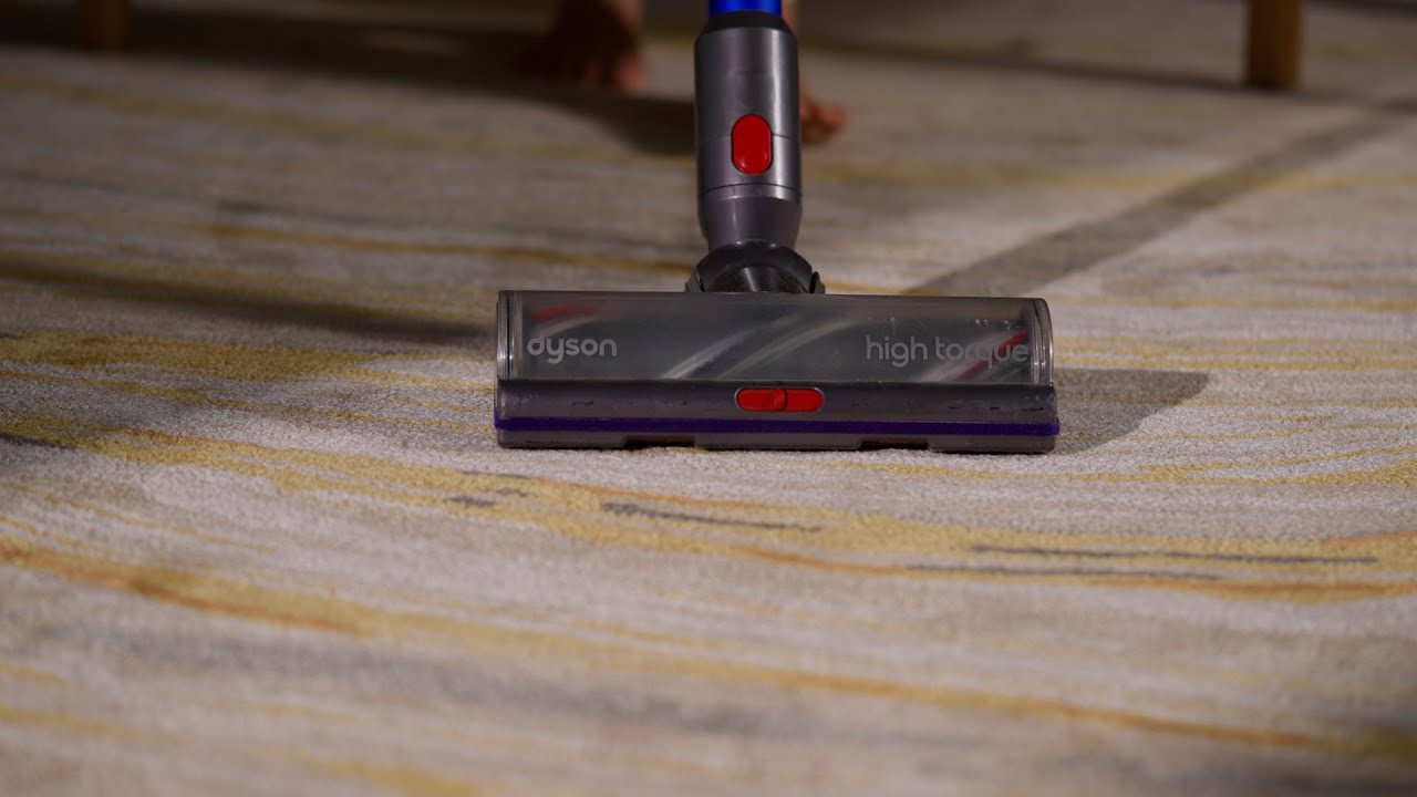 How to Clean Your Rugs Using a Dyson Vacuum Cleaner - YouTube