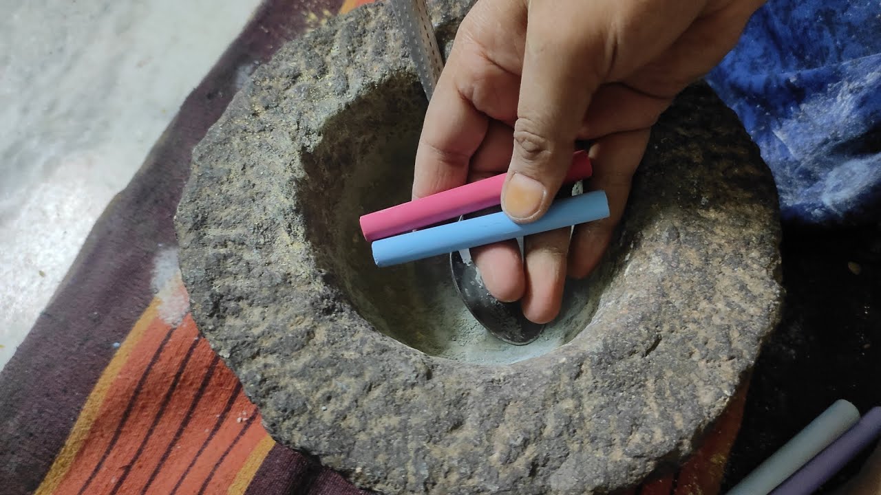 Blue 💙 and Red ♥️ chalk Grinding #asmr #satisfying #crumblingfun # ...