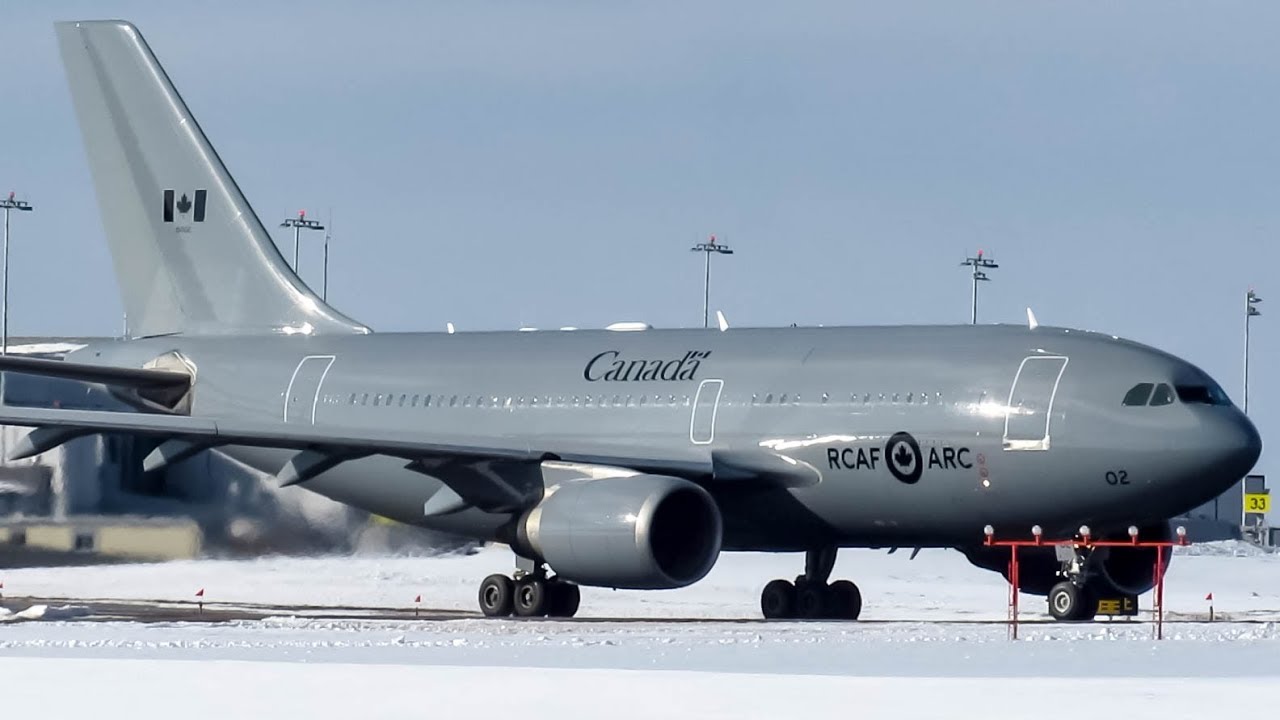 RCAF "New Livery!" Airbus CC-150 Polaris (A310) landing & departing ...