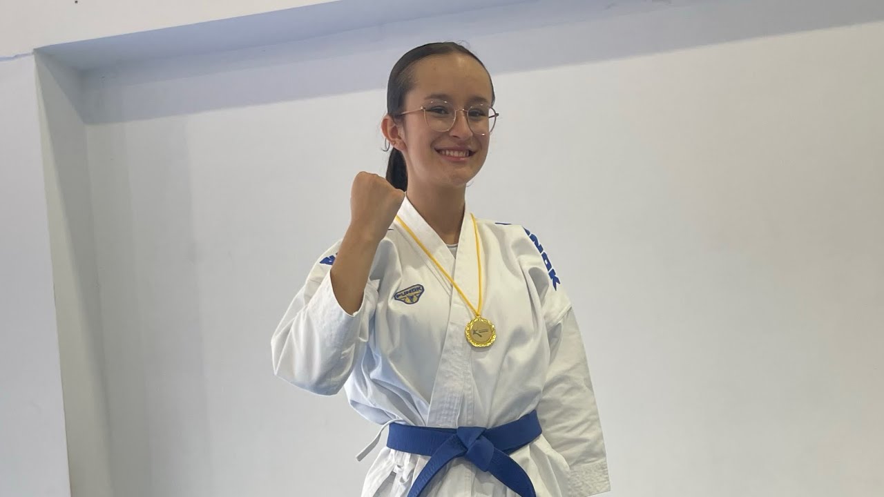 María Orozco Henao medalla de oro Abierto departamental de karate kata ...