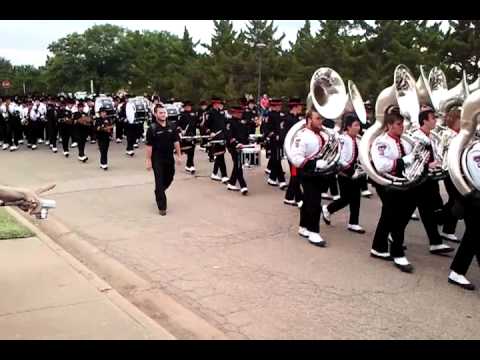 Texas Tech Goin' Band March to Jones Stadium - YouTube