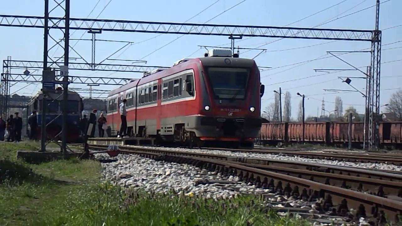 Putnički voz Kraljevo-Paraćin - YouTube