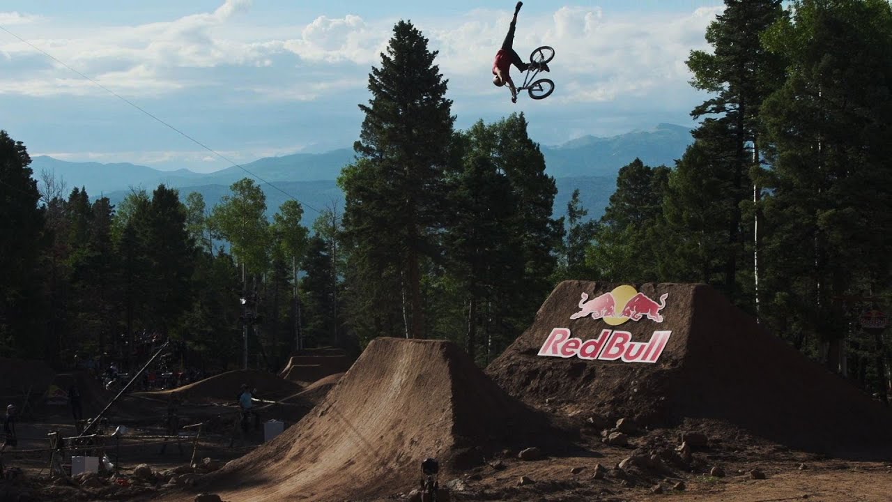 BMX Dirt Jump Contest Highlights- RedBull Dreamline - YouTube