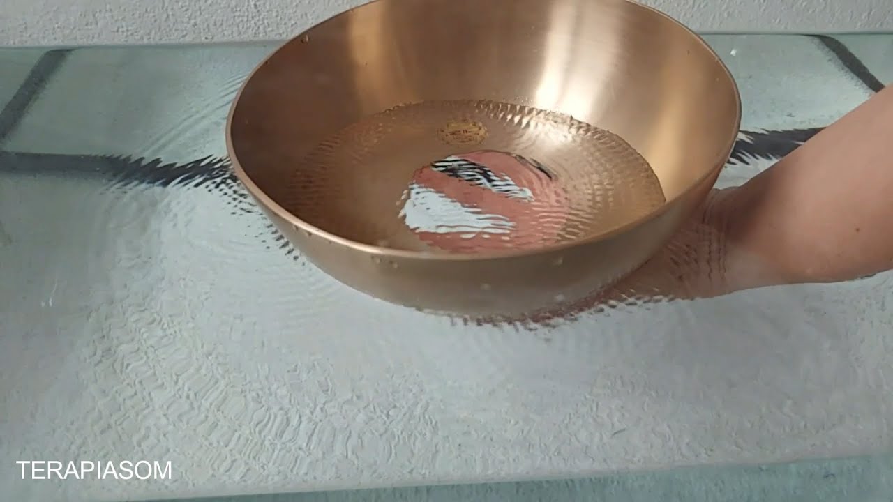 Peter Hess phKS9-SG (Bolo Universal) - Singing Bowls Water Experiments ...
