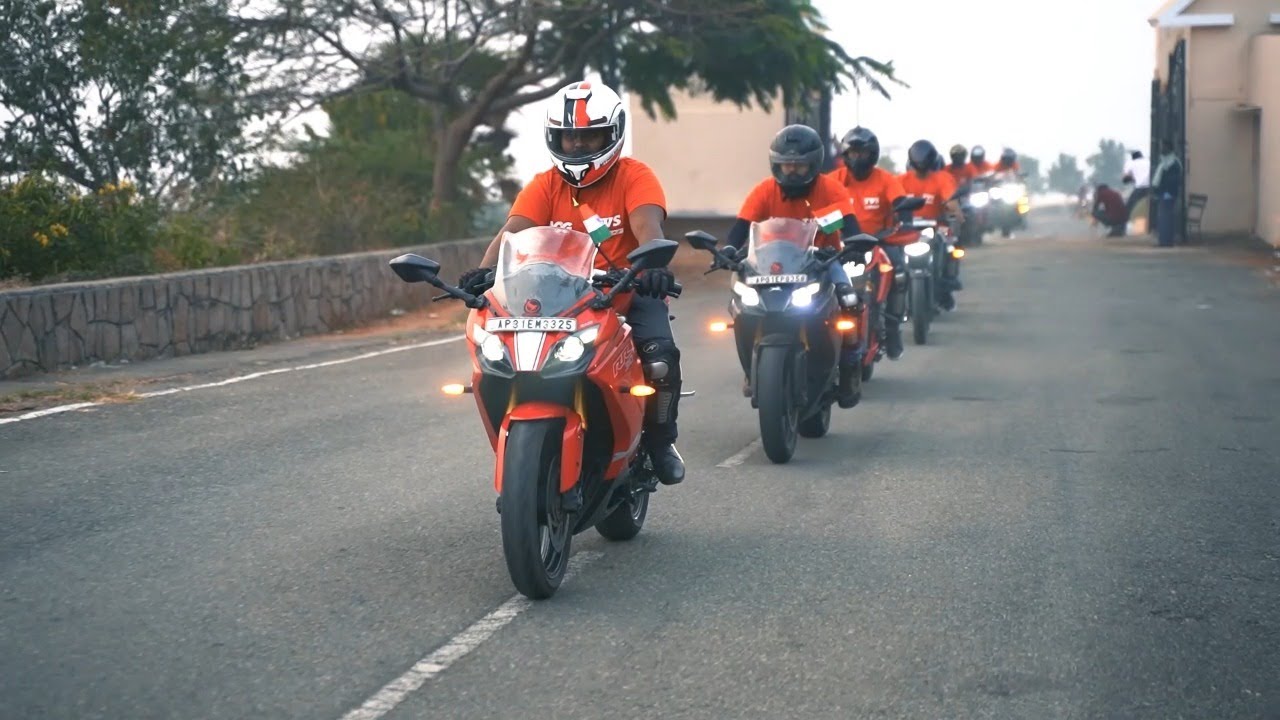 TVS Apache - AOG Republic Day Ride 2021 | A Tribute - YouTube