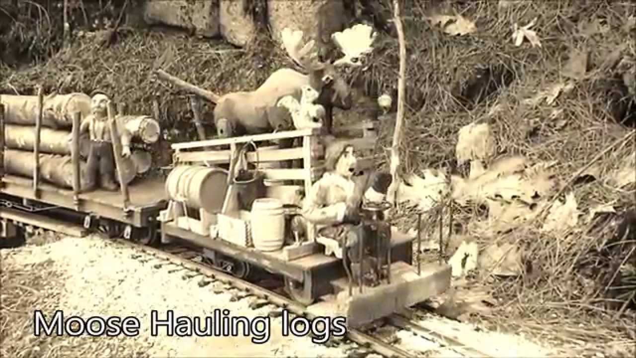 moose hauling logs - YouTube