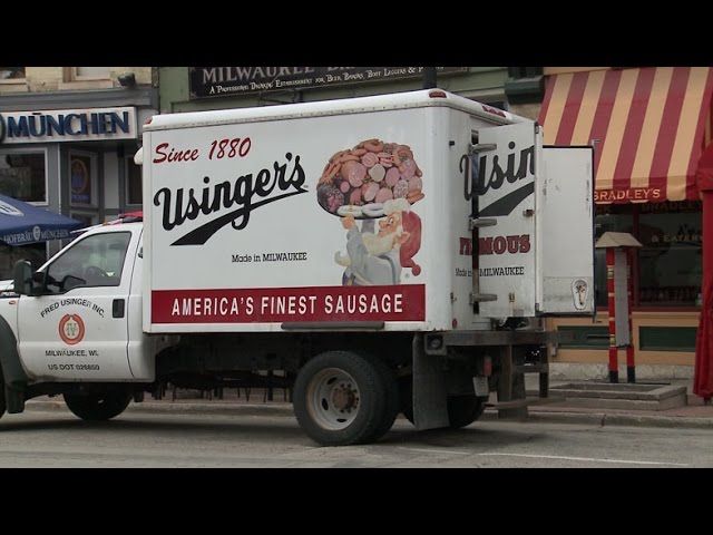 Usingers Milwaukee Nomadic Newfies: Milwaukee's Usinger Sausages Mural
