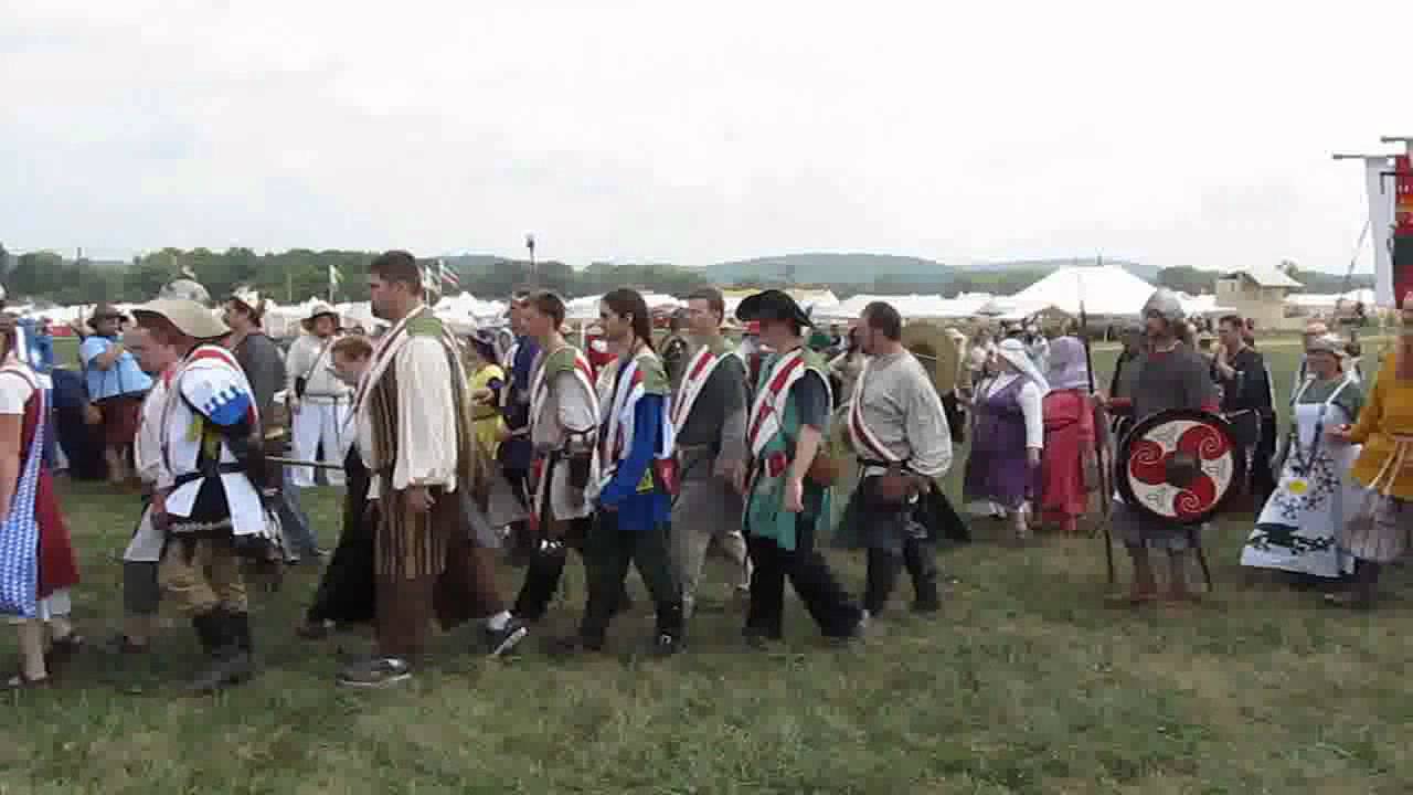 Opening Ceremonies Procession at Pennsic XL - YouTube