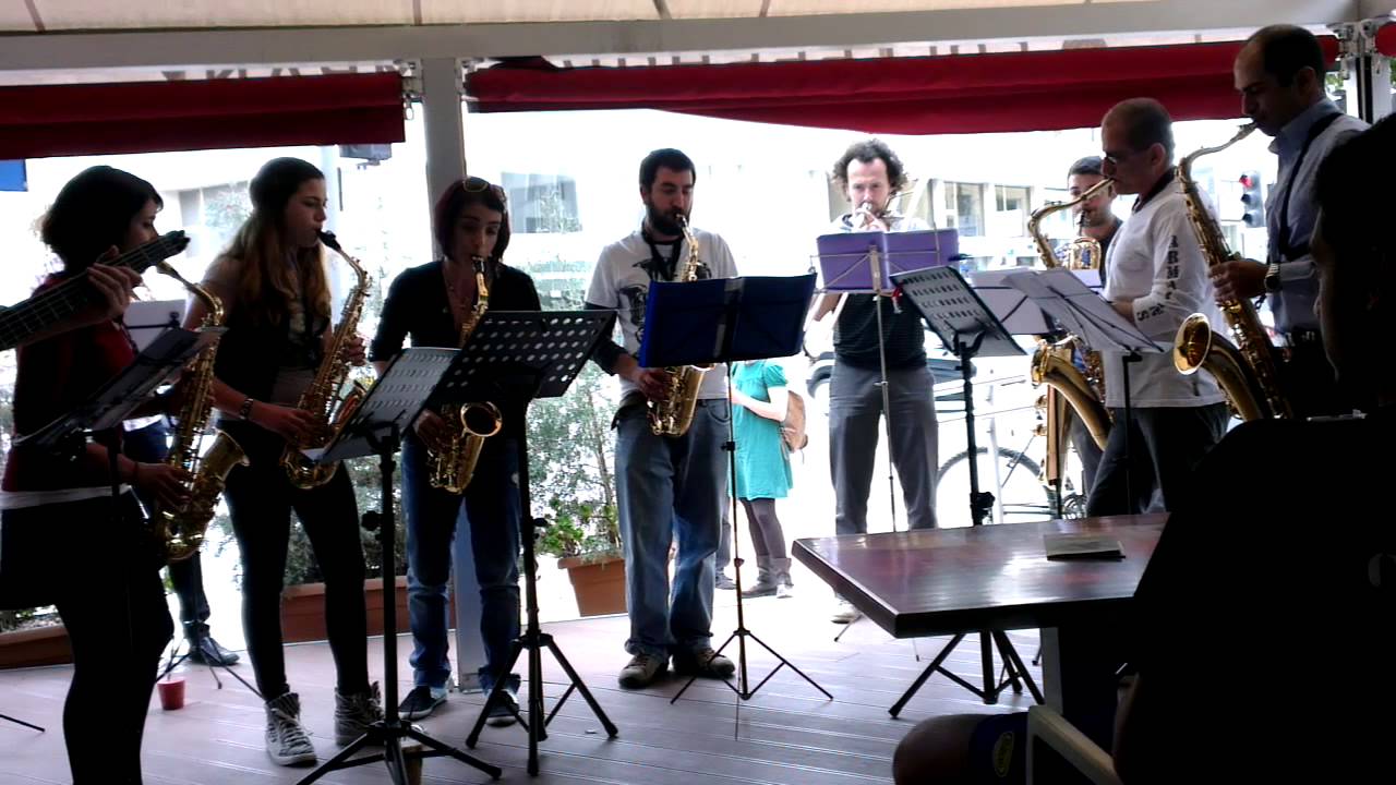 Perfidia - Windcraft Band - YouTube