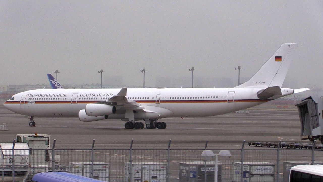 VIP Flight (16+02 / Airbus A340-313X / German Air Force (GAF) / 2015-03 ...